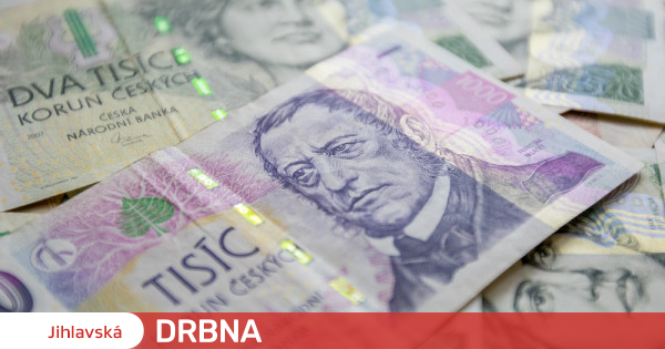 Žena z Jihlavy si objednala parapety za 12 tisíc, které zaplatila. Firma se ale odmlčela, podvod ...