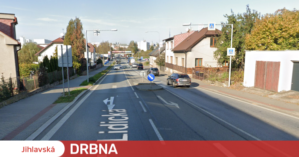 S úplnou uzavírkou, ale zase o měsíc rychleji. Už za pár dní v Brodě ...