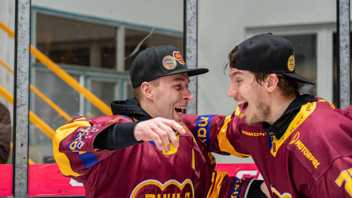 ANKETA: Dukla odtajnila ceny vstupenek na příští sezónu. Do nové arény ...