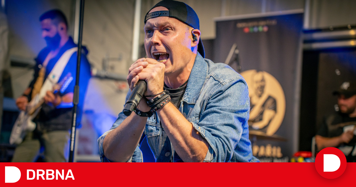 Zpívající hasič z Telče má za sebou pestrý rok. Chystá vánoční song i ...